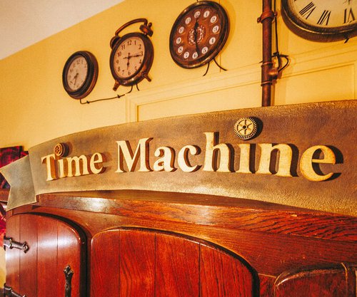 Real-life room - escape game | escaperoom.lv